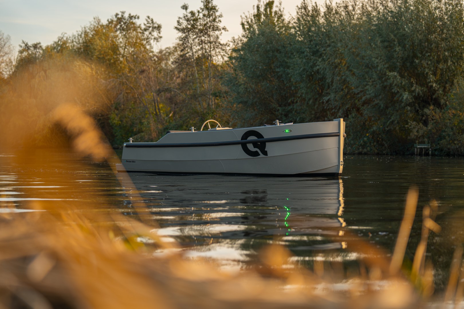 The Silent Boat - Boat Holland